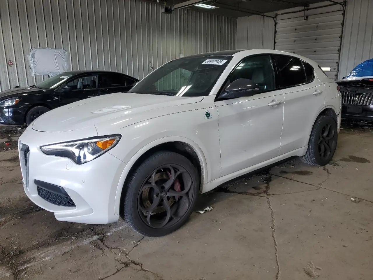 VIN: ZASFAKEV2J7C03902 | ALFA ROMEO STELVIO 2018 car history - Stat.vin