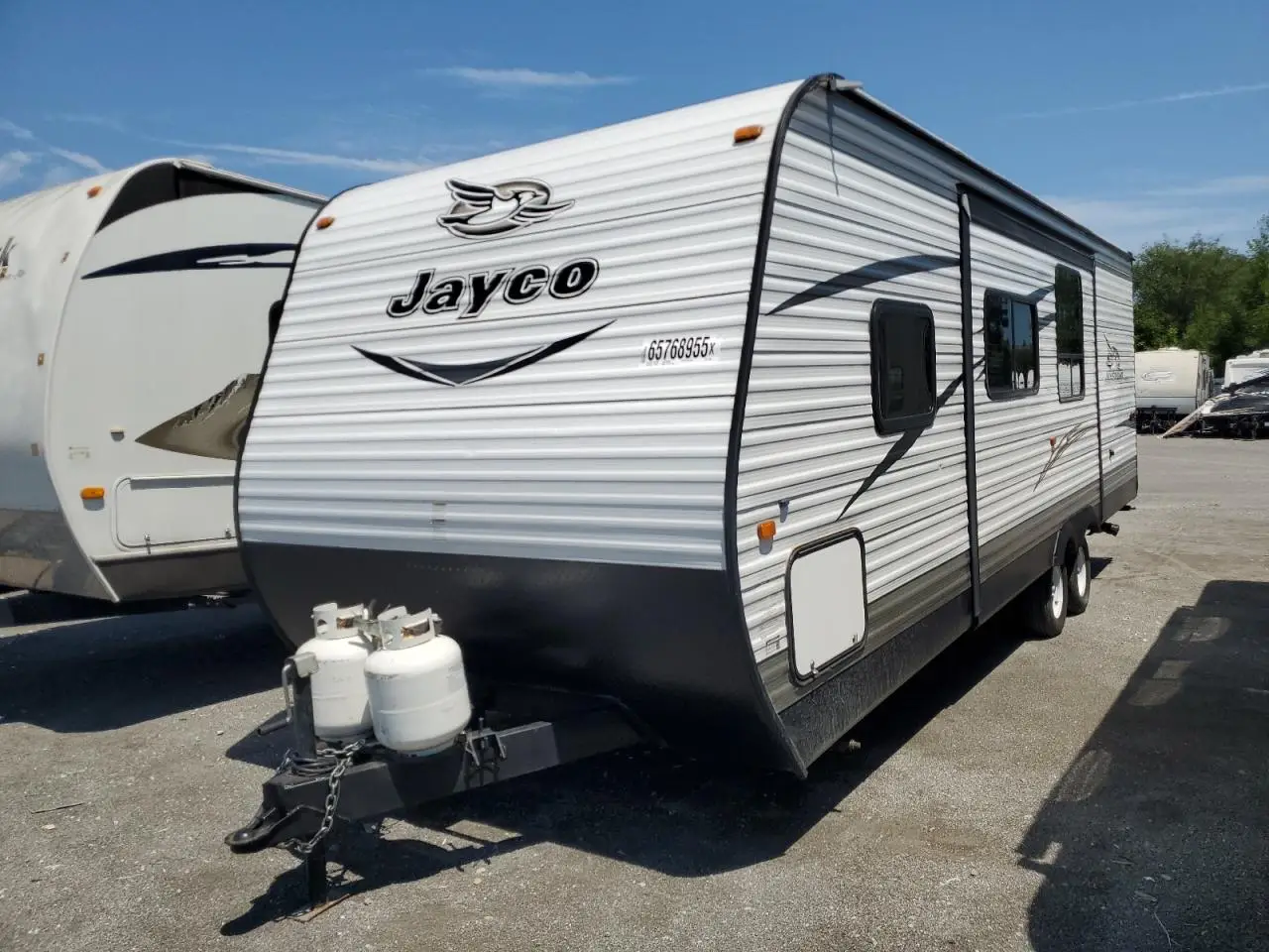 VIN: 1UJBJ0BP7G17W0351 | JAYCO JAYFLIGHT 2016 267BHSW WHITE free car history - Stat.vin